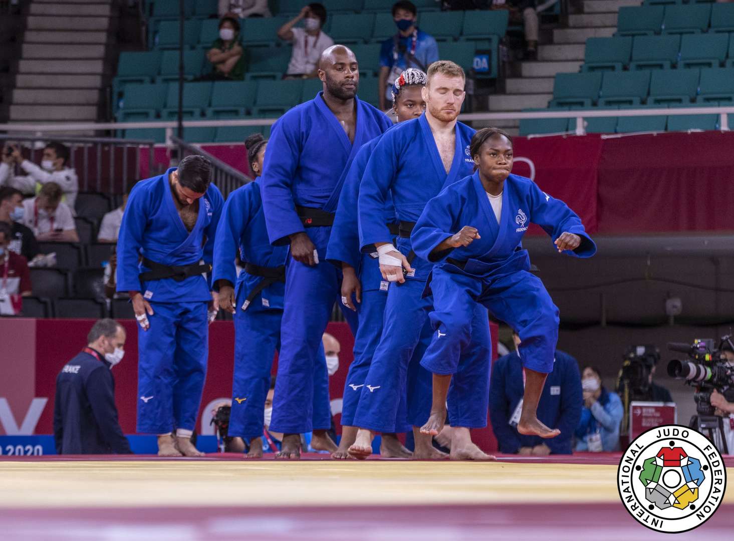 2EYE_2021_2021_0801_005 | eJudo
