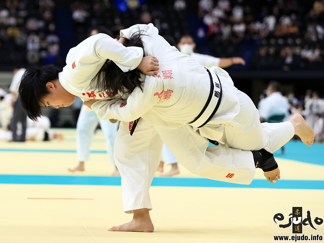 【ニュース】女子の富士学苑、敬愛ら順当に4回戦へ／2022年度金鷲旗高校柔道大会第1日 | eJudo