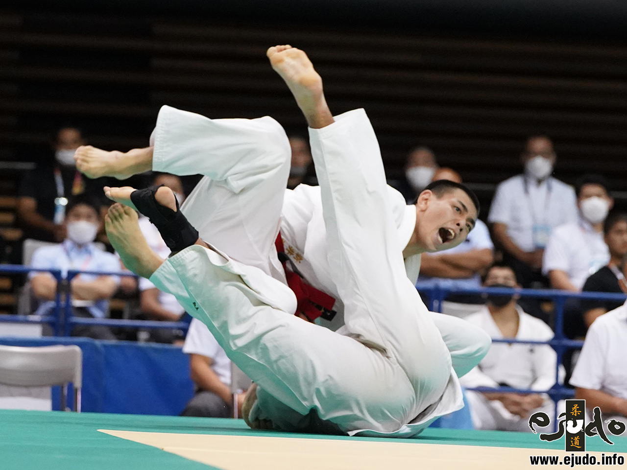【レポート】新井道大が圧勝2連覇、締めの決勝は33秒内股「一本」／第71回インターハイ柔道競技男子個人試合100kg級 | eJudo