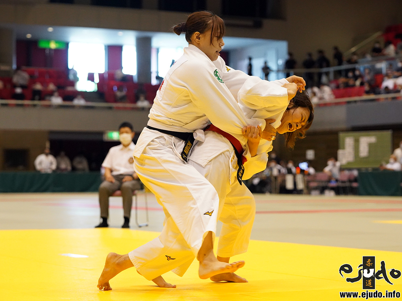 【レポート】寺田宇多菜が階級変更後初タイトル、決勝は能智亜衣美を破る／第52回全日本実業柔道個人選手権大会・女子63kg級 | eJudo
