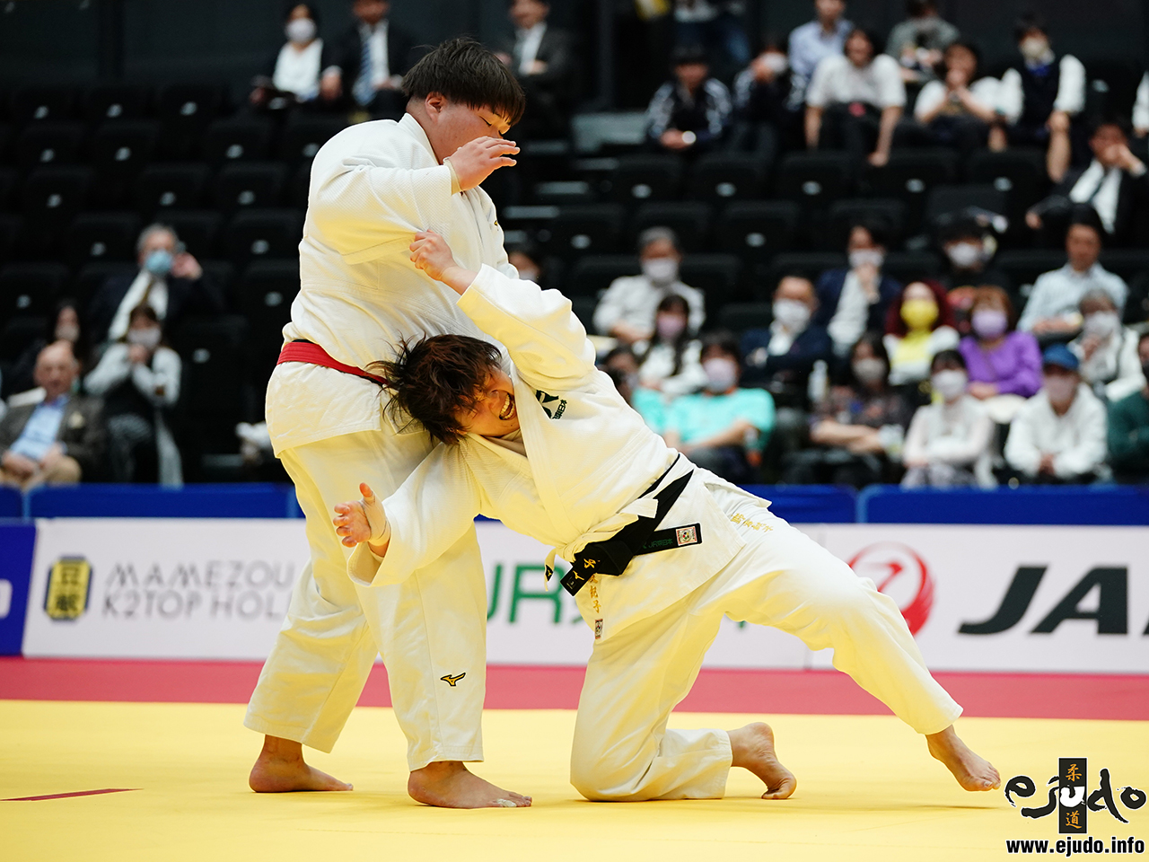 【ニュース】朝比奈沙羅は3回戦で敗退、日本一返り咲きはならず／第38回皇后盃全日本女子柔道選手権大会 | eJudo