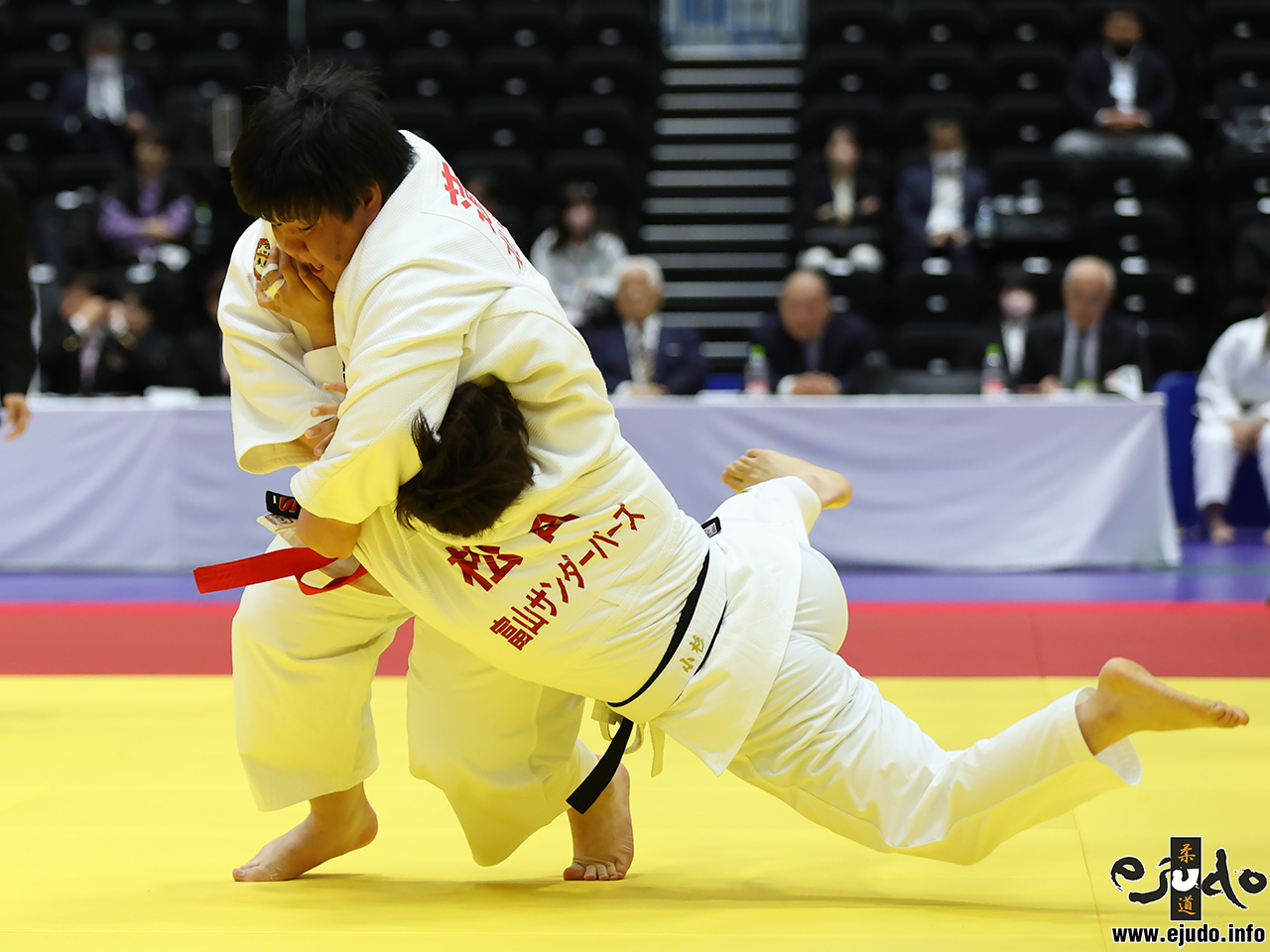 ①一回戦／第38回皇后盃女子柔道選手権大会・全試合戦評 | eJudo