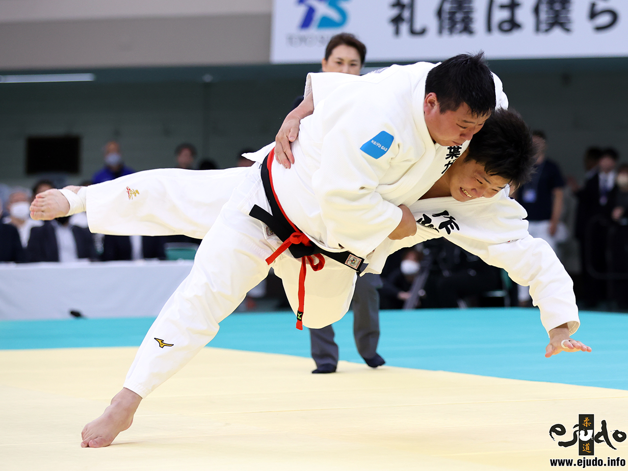 ①一回戦／令和5年全日本柔道選手権大会・全試合戦評 | eJudo