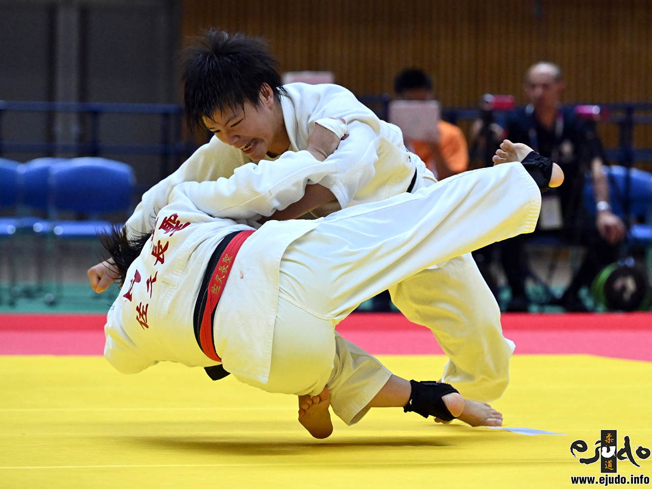 【ニュース】スター候補揃った57kg級の覇者は上野明日香、48kg級は足立美翔がついに頂点／第72回インターハイ柔道競技・女子個人試合第1日(48kg級、52kg級、57kg級) | eJudo