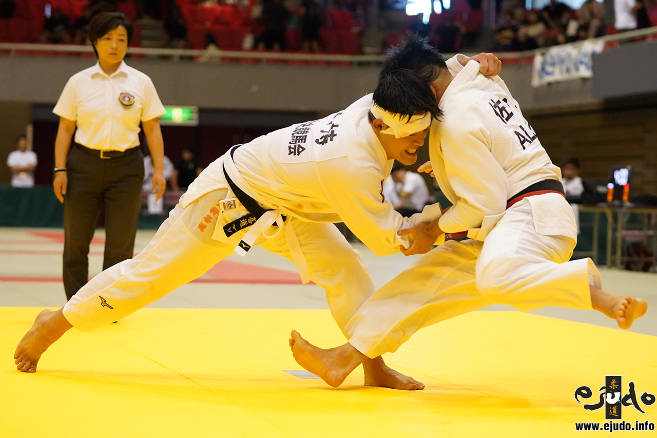 【ニュース】内村秀資オール「一本」で圧勝、81kg級は新卒・賀持喜道が6年ぶりの個人タイトル獲得／第53回全日本実業柔道個人選手権大会最終日 | eJudo