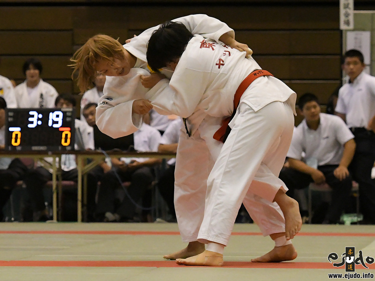 【レポート】和田梨乃子「久々の個人タイトル」、決勝は階級上げた宇野友紀子を退ける／第53回全日本実業柔道個人選手権大会・女子78kg級 | eJudo