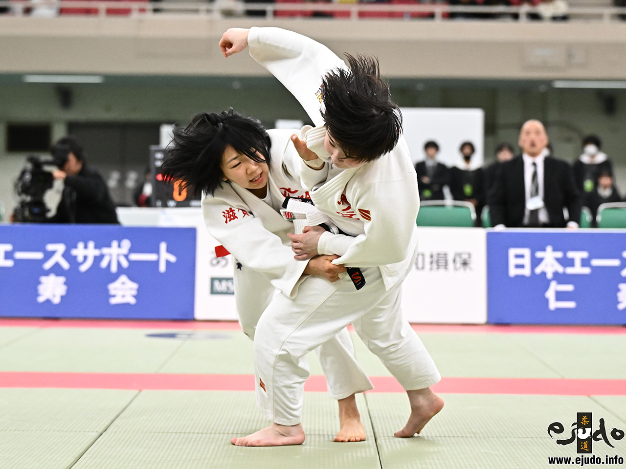 【速報レポート】比叡山が初優勝、激戦区勝ち上がった敬愛は決勝で涙／第46回全国高等学校柔道選手権大会・女子団体戦 | eJudo