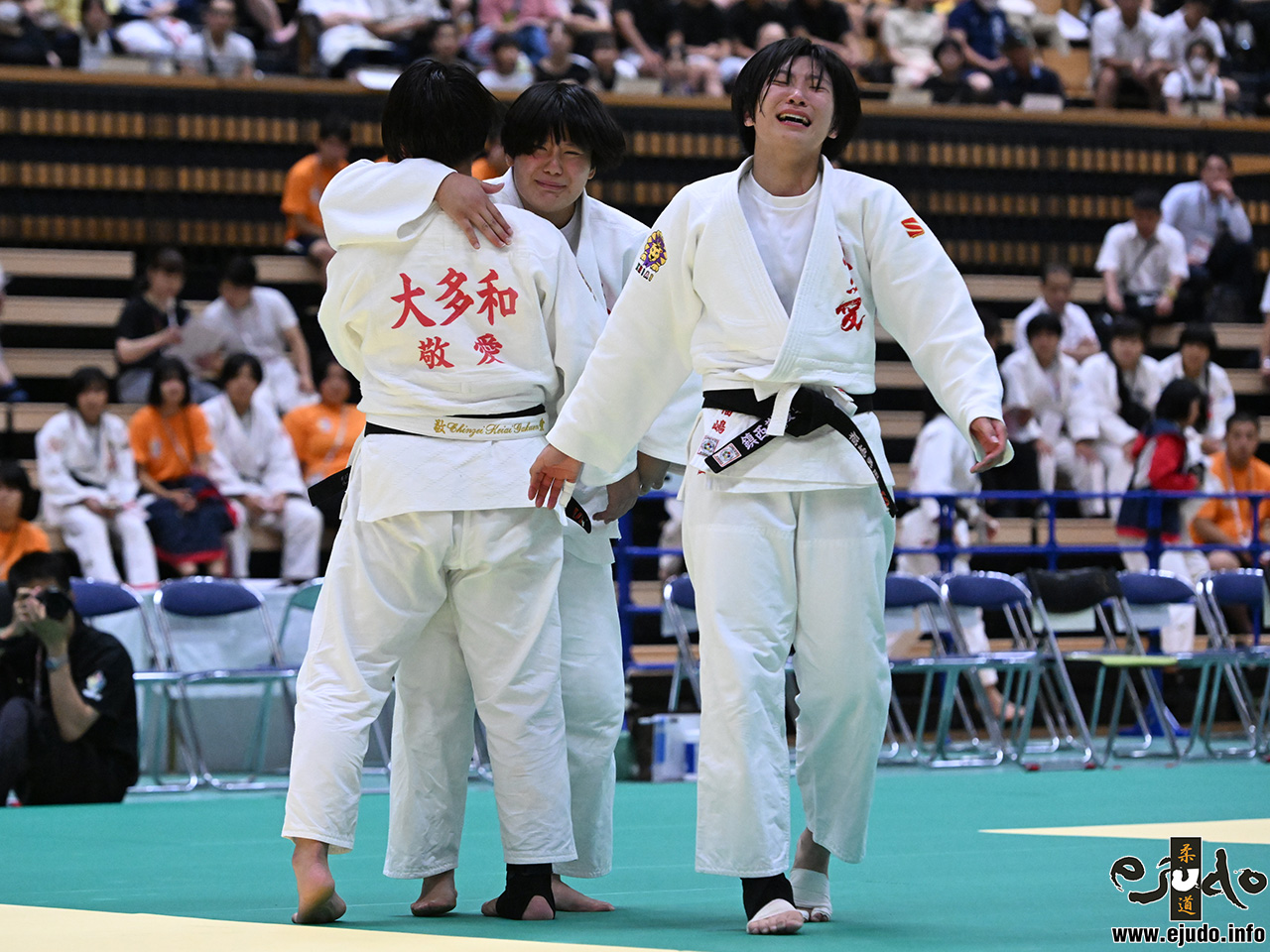 【ニュース】敬愛、悲願の初優勝／第73回インターハイ柔道競技 女子団体試合 | eJudo