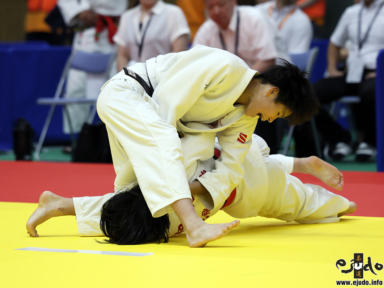 【速報レポート】朝田杏が初優勝、決勝は堂屋敷朱理との鍔迫り合いを制す／第55回全国中学校柔道大会・女子52kg級 | eJudo