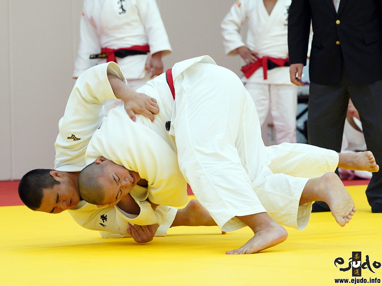 【レポート】埼玉栄が順当に予選リーグ突破、崇徳も無失点で決勝トーナメント進出決める／第38回國學院大學松尾三郎杯争奪全国選抜高等学校柔道大会①予選リーグA・Bパート | eJudo