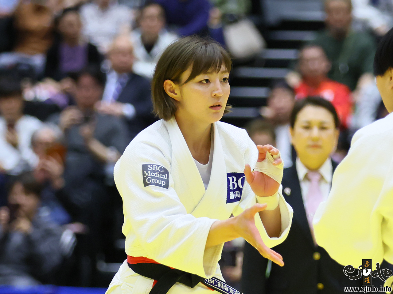 【ニュース】最軽量級の王者角田夏実、2勝挙げてベスト16入り／第40回皇后盃全日本女子柔道選手権大会 | eJudo