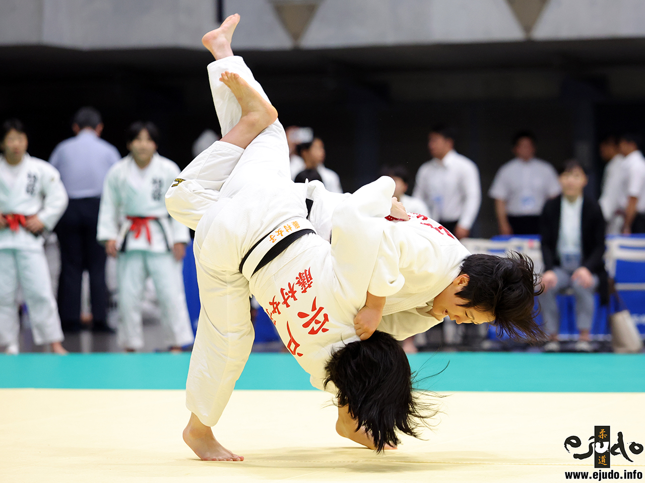 【ニュース】桐蔭学園が優勝、無失点で2年ぶり3度目の頂点／第73回関東高等学校柔道大会・女子 | eJudo