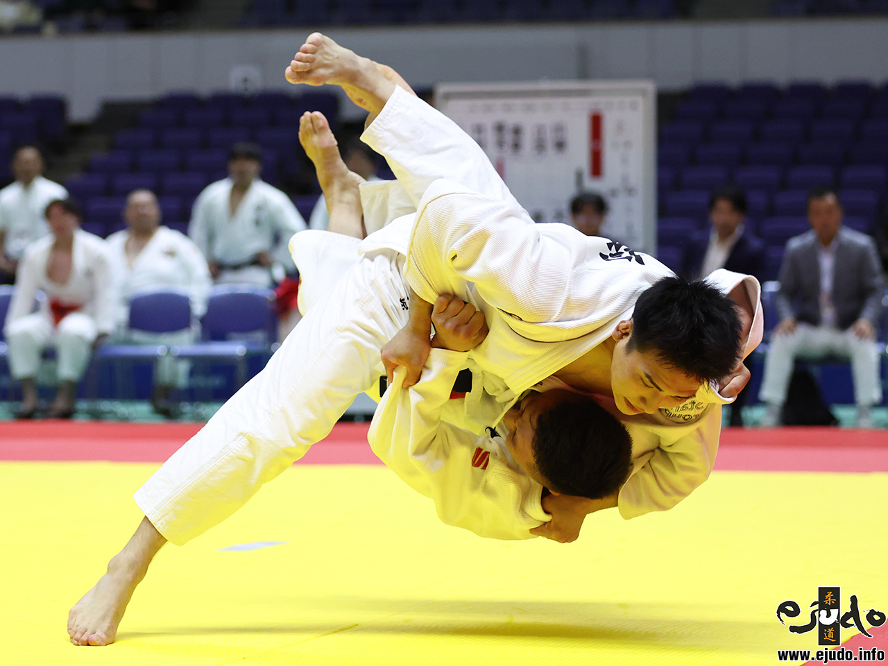 【ニュース】リンクスタッフグループが初優勝／第75回全日本実業柔道団体対抗大会・男子第3部 | eJudo